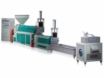 Κίνα HDPE LLDPE PP LDPE μηχανή εξωθητών ταινιών πολυστρωματική προς πώληση