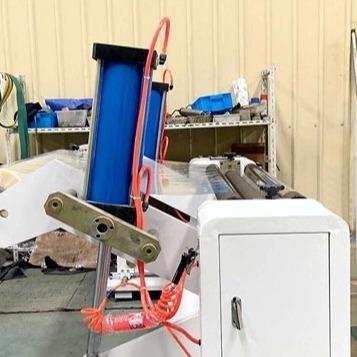 China Automatische 1100mm maken Machine 600mm Aluminium in reliëfFolie Te koop