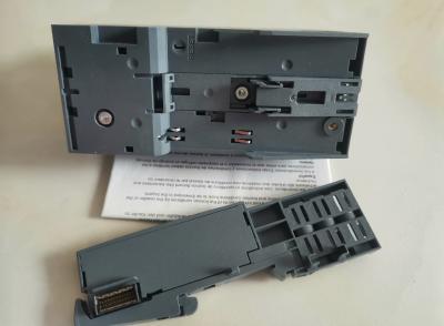 China 6ES7155-6AU00-0CN0 Porto de Xangai ET 200SP IM155-6 PN HF Server Module com interface Siemens PROFINET à venda