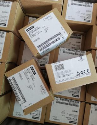 Cina 6ES7221-1BF22-0XA0 SIEMENS S7-200 EM 221 Modulo di ingresso digitale per apparecchiature elettroniche in vendita