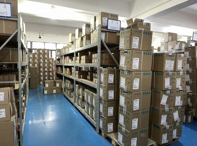 Cina Siemens SCALANCE  X308-2LH+ Managed Plus IE Switch 100% Original 6GK5308-2FP00-2AA3 in vendita