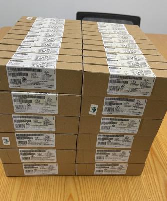 Cina 6ES7193-6BP20-0BA0/6ES7193-6BP20-0DA0 ET 200SP Base Unit BU15-P16+A10+2B 100% Original in vendita