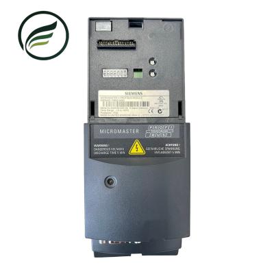 Cina Original PLC 6SE6420-2AD27-5CA1 SIEMENS MICROMASTER 420/440: Frame Size C With Status Operator Panel in vendita