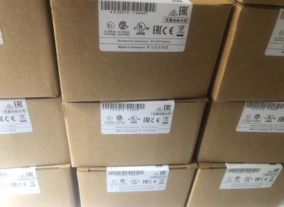 Cina SIEMENS 6EP3436-8SB00-0AY0 PLC SITOP PSU8200 24 V/20 A Stable Power Input: 3 AC 400-500 V Output: 24 V DC/20 A in vendita