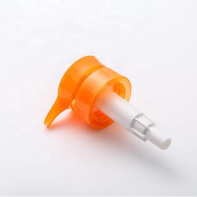 Cina l'OEM doppio di plastica della pompa dell'erogatore della bottiglia dello sciampo di 33mm ha accettato in vendita