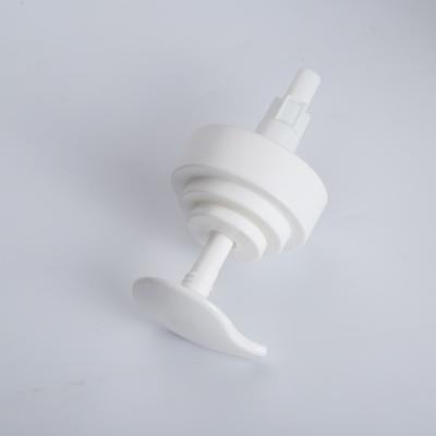 중국 언론 잠금장치와 전기 도금하는 손 플라스틱 로션 펌프 4.0ML/T 판매용
