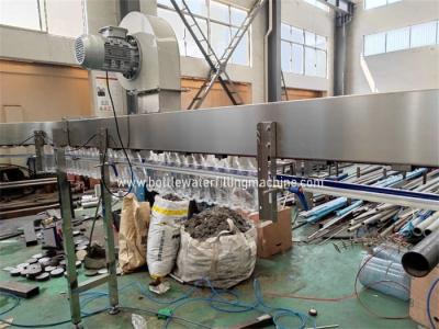 China 2500BPH carbonatou o capsulador do enchimento da soda da bebida com sistema do CIP à venda