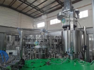 Cina Imbottigliatrice di vetro dell'imbottigliatrice della birra del tappo corona 3500 BPH in vendita