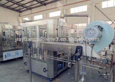 中国 4000p/H - 6000p/H PCL の制御によって炭酸塩化される飲み物の充填機、証明されるセリウム 販売のため