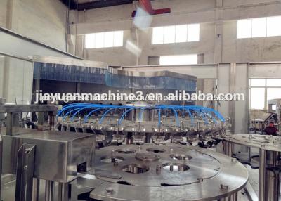 中国 4000p/H - 6000p/H PCL の制御によって炭酸塩化される飲み物の充填機、証明されるセリウム 販売のため