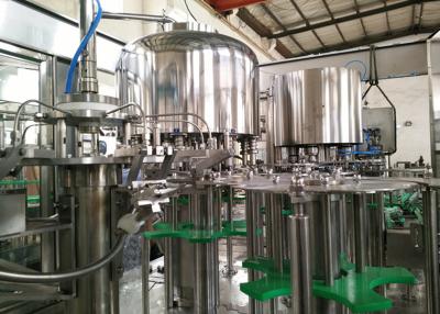 Cina Macchina di rifornimento automatica del succo di 4000 bph del touch screen di SpA per la linea di produzione del succo in vendita