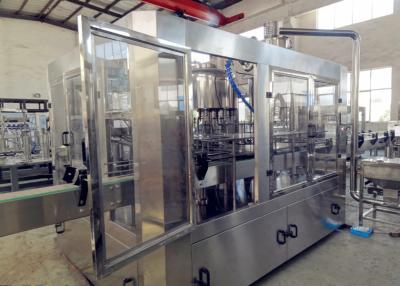 Cina Macchina di rifornimento gassosa della bevanda della bottiglia di vetro, macchine di rifornimento gassose della bibita in vendita