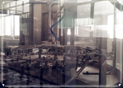 Cina Linea di riempimento macchina della bevanda gassosa di rifornimento gassosa della bevanda per la bottiglia di plastica in vendita