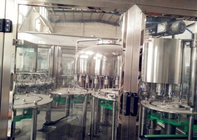 Cina PCL Contol ha carbonatato la macchina di rifornimento della bevanda con 2000 - 4000 Bph, CE/SGS in vendita