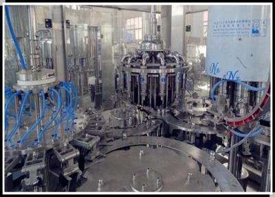 Cina PCL Contol ha carbonatato la macchina di rifornimento della bevanda con 2000 - 4000 Bph, CE/SGS in vendita