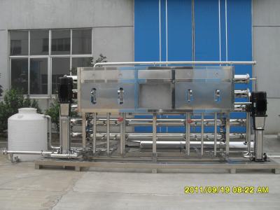 China Nahrungsmittelgrad-materielles reines Wasser-Prozess RO-Wasser-Reinigungsapparat-elektrisches gefahren zu verkaufen