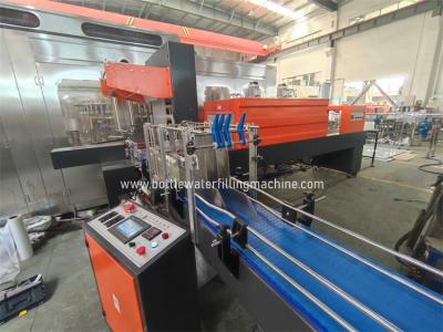Cina 200-2000ml RO Minral Riempitrice di acqua con funzione di etichettatura in vendita