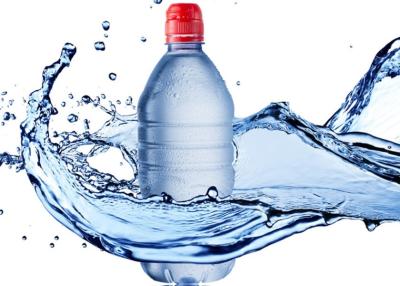 中国 ソーダは飲み物の充填機の炭酸塩化されたびんの注入口/缶詰になる機械を炭酸塩化しました 販売のため