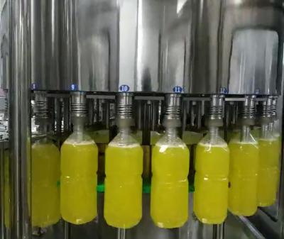 中国 自動びん詰めにする茶飲み物ジュースの充填機の生産ライン 販売のため