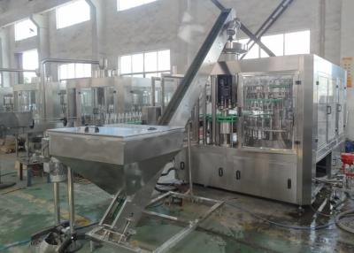 Cina Attrezzatura gassosa dell'imbottigliamento della bibita della fase dell'alimento per la fabbricazione delle latte in vendita