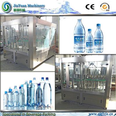 Cina bottiglie rotatorie della macchina di rifornimento dell'acqua del peso 7500kg 3000 all'ora pura in vendita
