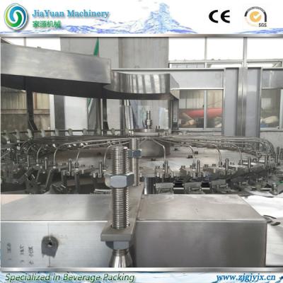 Cina Macchina di rifornimento dell'acqua minerale di 17000 bottiglie per fabbricazione in serie in vendita