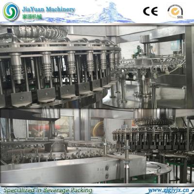 Cina Macchina di rifornimento dell'acqua minerale di 17000 bottiglie per fabbricazione in serie in vendita