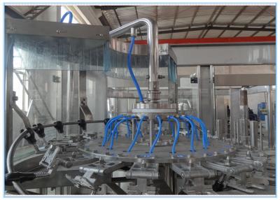 Cina macchina di rifornimento dell'acqua potabile della bottiglia 500ml con capacità 5000BPH in vendita