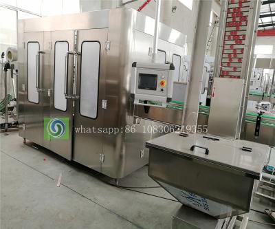 Cina Imbottigliatrice dell'acqua, imbottigliamento e tappatrice automatici in vendita