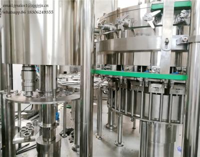 China Máquina carbonatada completa de máquina de enchimento do refresco/engarrafamento da bebida à venda