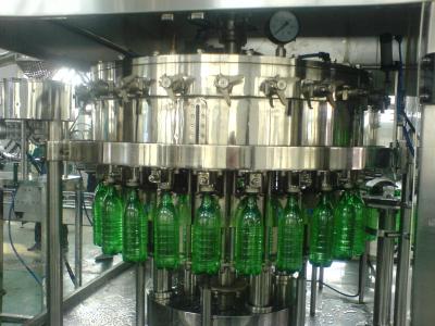 Cina PET la macchina di rifornimento della bevanda della bottiglia/macchine/impianti gassosi acqua frizzante in vendita