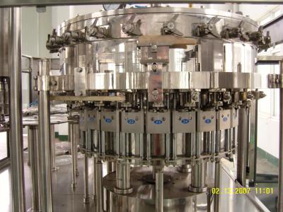 Cina macchina di rifornimento gassosa 330-2000ml della bevanda, macchina di rifornimento dell'acqua frizzante della bottiglia di vetro in vendita