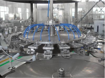 Cina Imbottigliatrice dell'acqua frizzante/macchinario/linea, piante della soda di carbonatazione in vendita