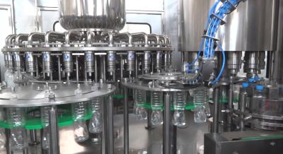 Cina imbottigliatrice pura dell'acqua di capacità 2000-30000BPH con una garanzia da 1 anno in vendita