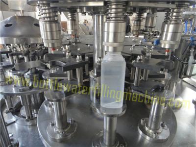China Máquina de enchimento personalizada do suco de milho 3 in1/equipamento de enchimento da bebida à venda