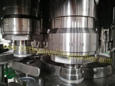 Cina La bottiglia di acqua bevente/Barrel/la macchina rifornimento del secchio 3 in 1 Monoblock rotatorio in vendita