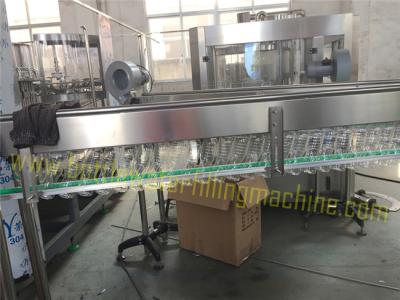 Cina Pet la macchina in bottiglia di riempimento a caldo automatica per la pianta succo d'arancia/di Apple in vendita