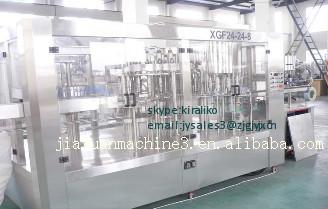 Cina Materiale da otturazione di Bevarage del gas del succo dell'acqua minerale e macchina a macchina/liquida di sigillamento di rifornimento in vendita