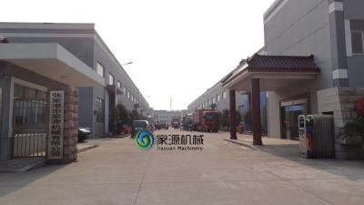 China Máquina tampando de enchimento de lavagem 4Kw da soda com os 6 PCes que tampam a cabeça à venda