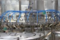 China Automatic Bottle Filling Machine For Beverage for sale