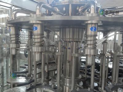 Cina 2 in 1 linea di riempimento macchina asettica della bevanda del riempitore della bottiglia dell'ANIMALE DOMESTICO dell'acqua in vendita
