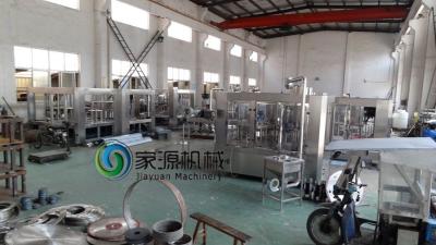 Cina Linea di imbottigliamento automatica dell'ANIMALE DOMESTICO del succo della macchina di rifornimento dell'acqua da 5 galloni in vendita