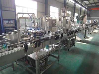 Cina Linea di riempimento della bevanda, macchina inscatolatrice calda del succo di 2000Cans/ora in vendita