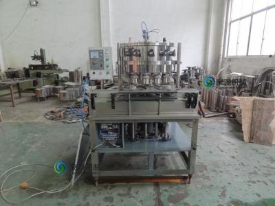 Cina 3 in 1 linea di riempimento 2000bph della bevanda di Monoblock per le bevande gassose in vendita