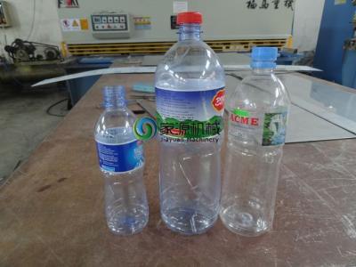 China De vlakke Fles OPS krimpt Etiketteringsmachine 2000BPH voor Drank Te koop