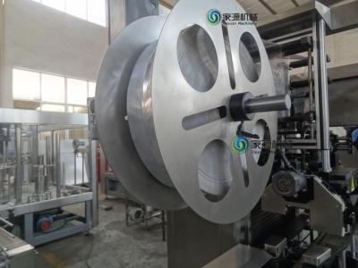 China máquina de etiquetas do psiquiatra da garrafa do ANIMAL DE ESTIMAÇÃO 12000bph com as máquinas tampando de enchimento à venda