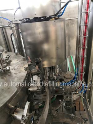 中国 炭酸塩化された飲み物の充填機の生産ラインを低雑音にする清涼飲料 販売のため