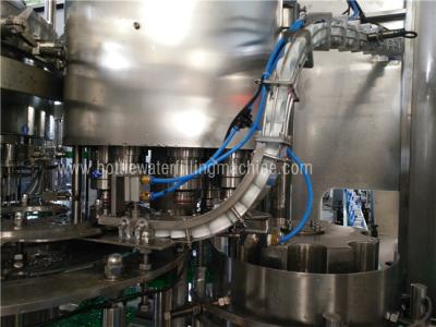 Cina Pianta del riempitore della bottiglia gassosa bottiglia di birra di contro pressione della macchina della bevanda in vendita