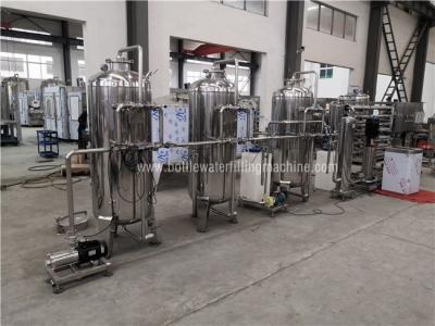 中国 3000BPH 2000ML 6kwペットびんジュースの満ち、密封機械 販売のため