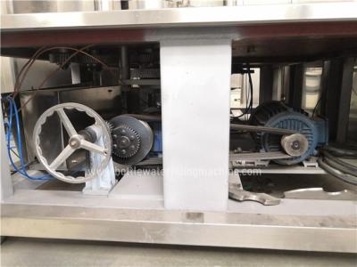Cina La soda automatica 330ml di acciaio inossidabile ha carbonatato la macchina di rifornimento della bevanda in vendita